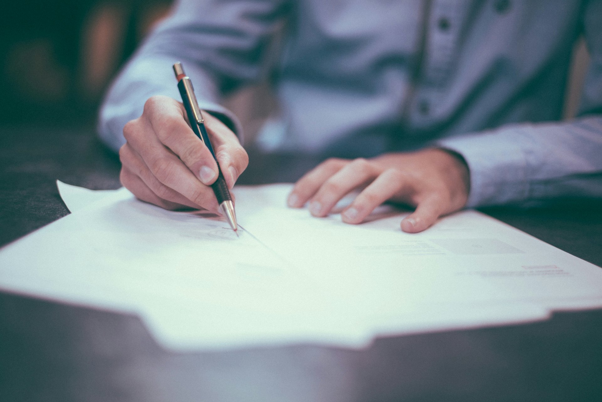 Channel sales 101: A guide to building a successful sales channel